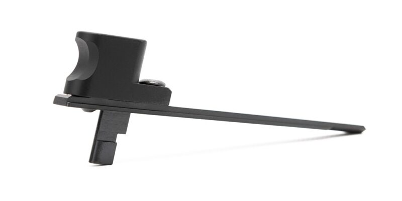 About AR15 Charging Handles: Side vs. Rear-Charging - Ezine Blog