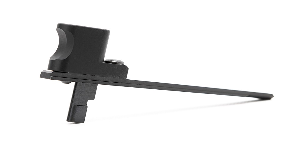 About AR15 Charging Handles: Side vs. Rear-Charging - Ezine Blog