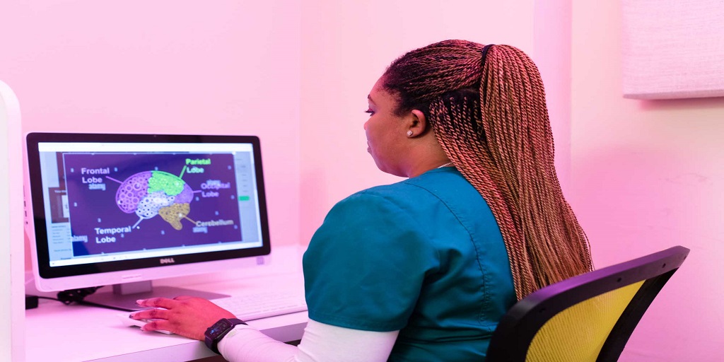 Accelerated Nursing Courses: A Complete Guide for Aspiring Nurses ...