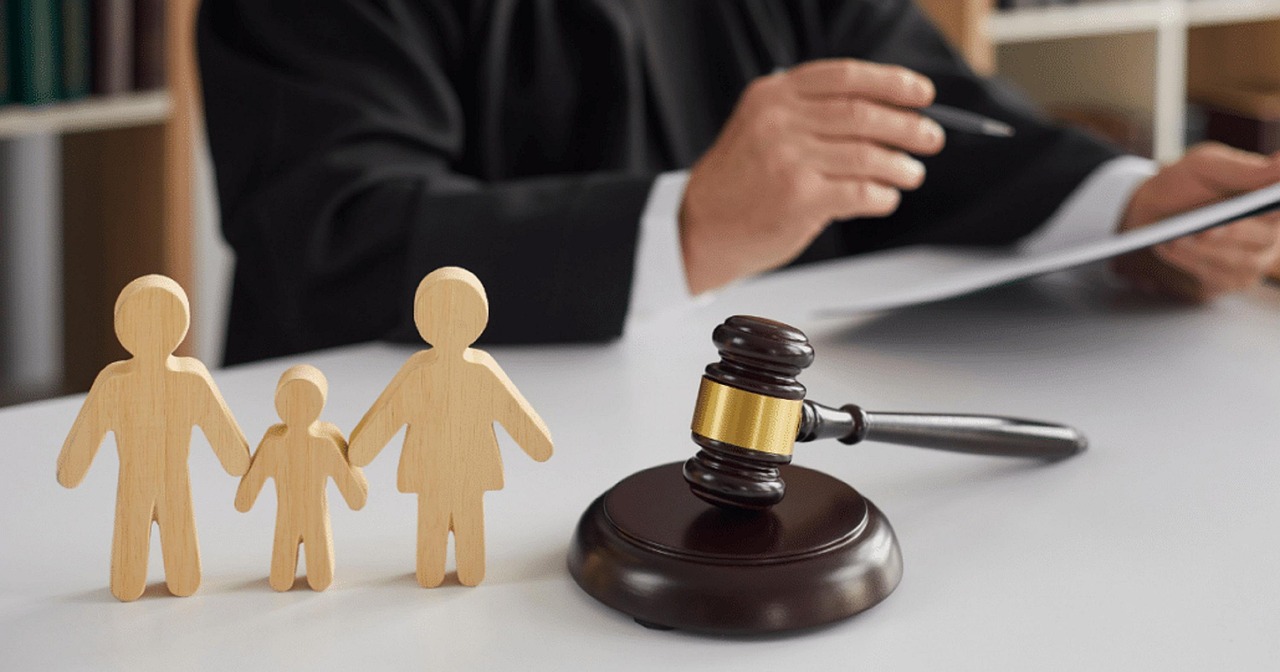 Key Steps to Take When Facing Family Legal Matters - Ezine Blog